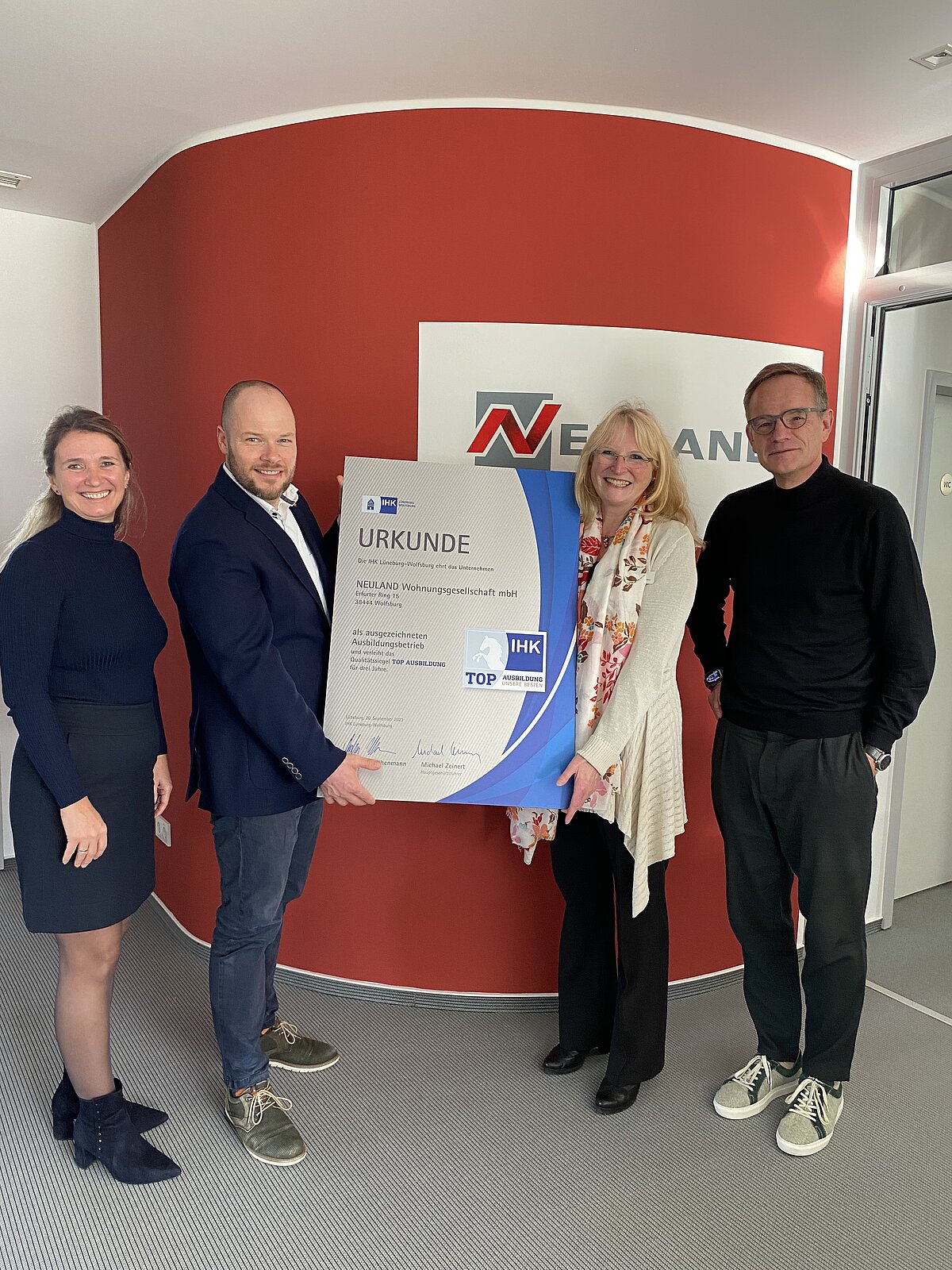 NEULAND als „Top-Ausbildungsbetrieb“ ausgezeichnet » NEULAND ...